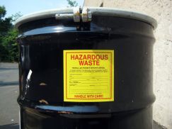 5 Common RCRA Compliance Violations | Maine Labpack, Inc.